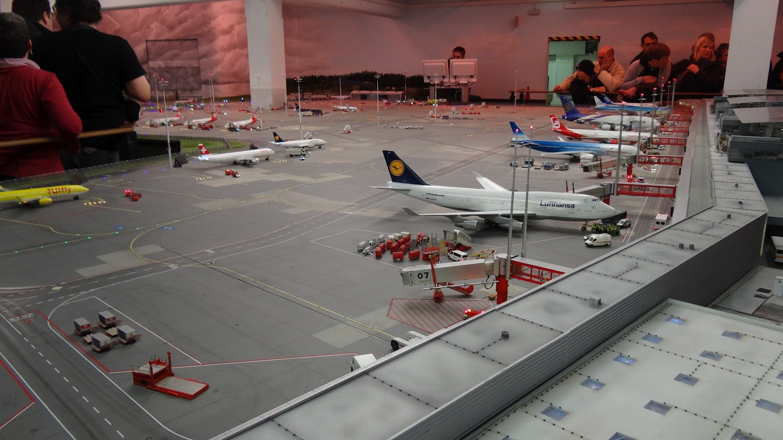 ISTANBUL AIRSIDE: World's Largest Miniature Airport in Hamburg ...
