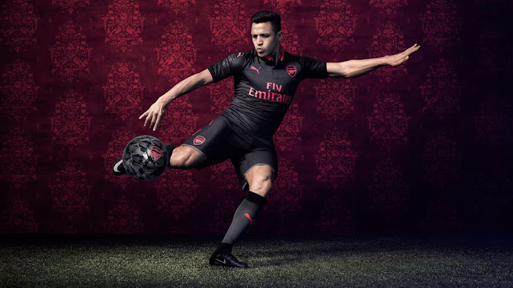 Striking Arsenal 17-18 Third Kit Released - Footy Headlines