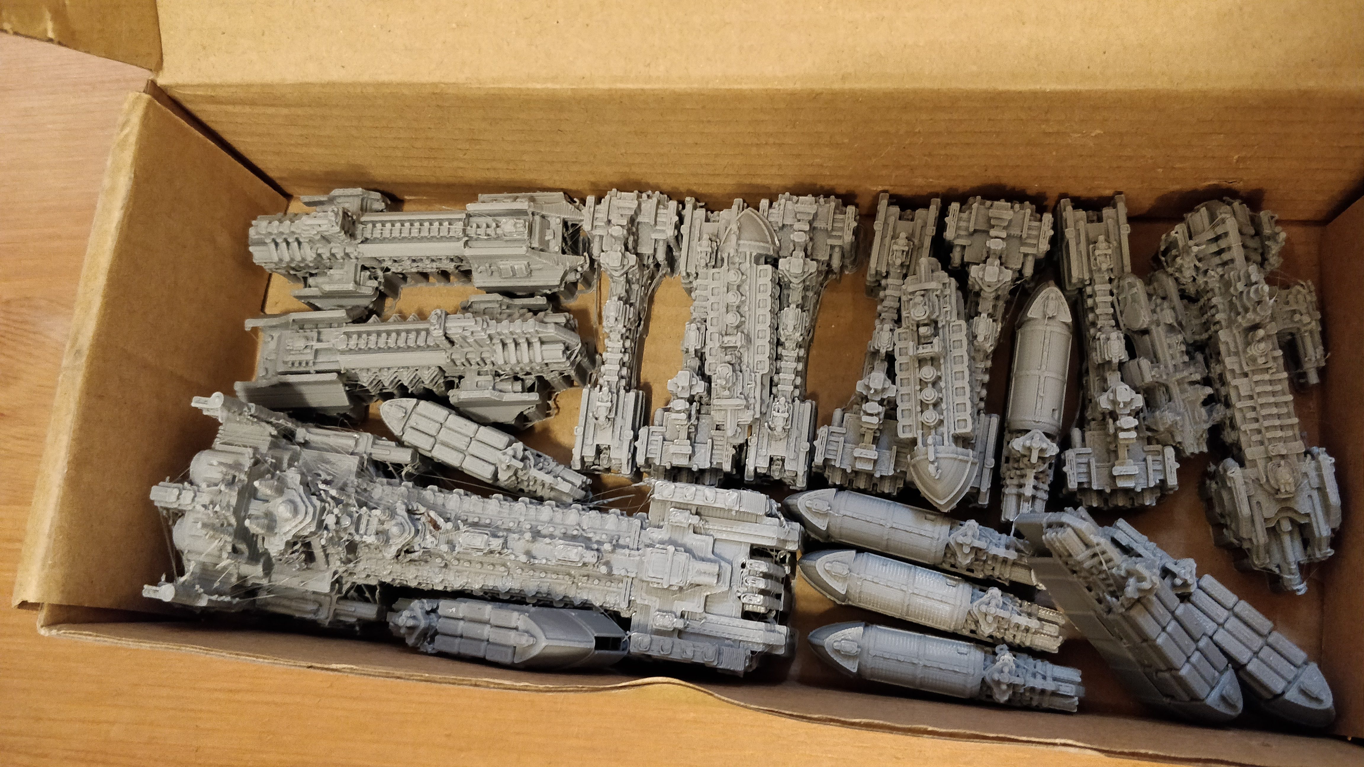 Tower of the Archmage: Battlefleet Gothic Coming Into Orbit - Transports