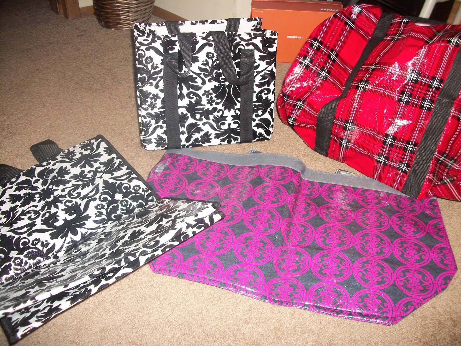 Once Upon A Review: Mixed Bags Review&&Giveaway!