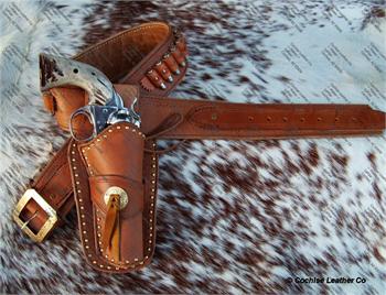 Sweethearts Of The West: Packing Iron