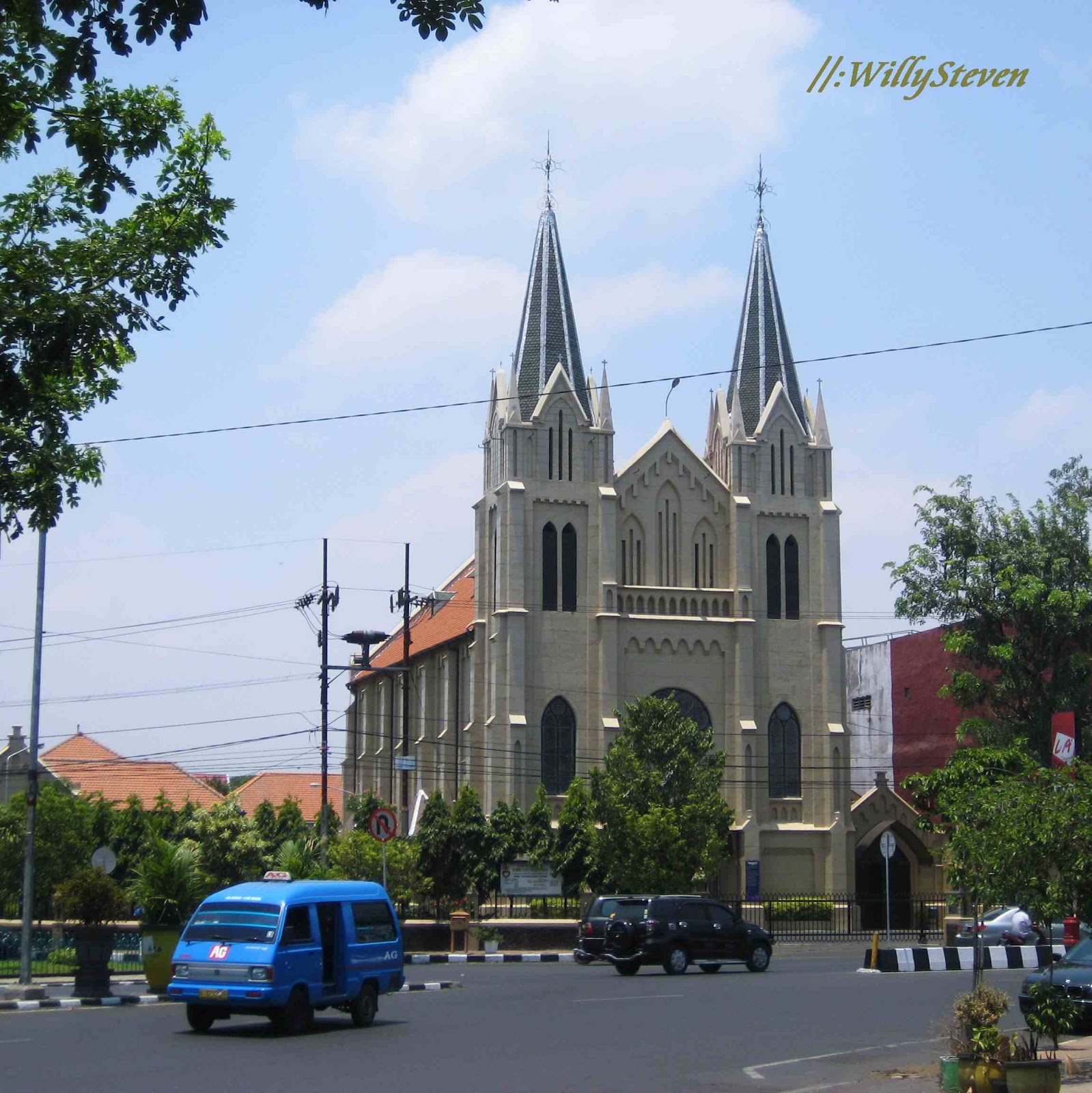 TravellerMeds: Katedral Jakarta