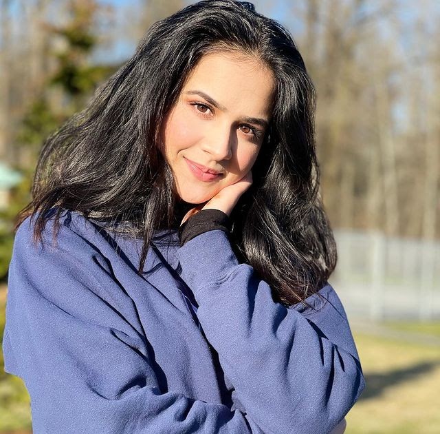 Roopi Gill Wiki Biography, Song, Movies, Music Video, Photos Age ...