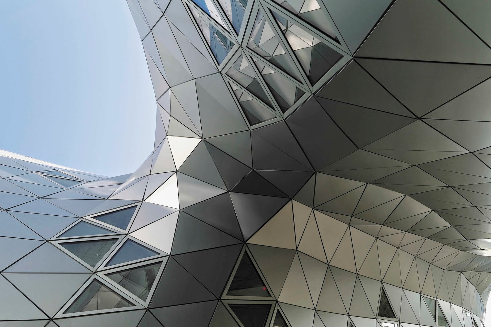 Dunia Konstruksi: Aluminium Composite Panel