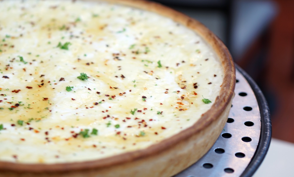 It’s a Super Cheese Pizza this Holiday Season at Sbarro - The Daily ...