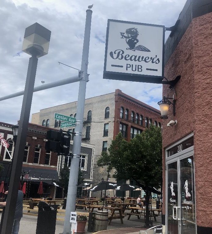 The Unsung Bars of Bay City