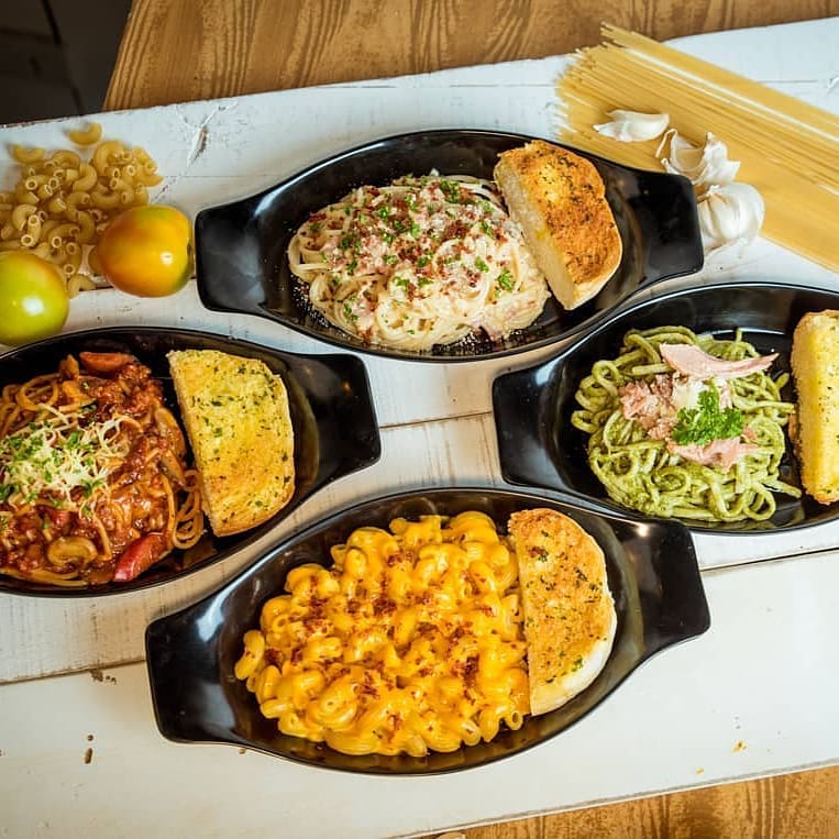 TAGUIG FOOD TRIP: PaNik's Grilled Burger - It's More Fun With Juan