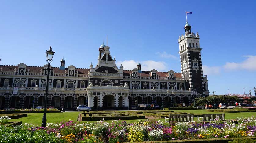 Dunedin Guide