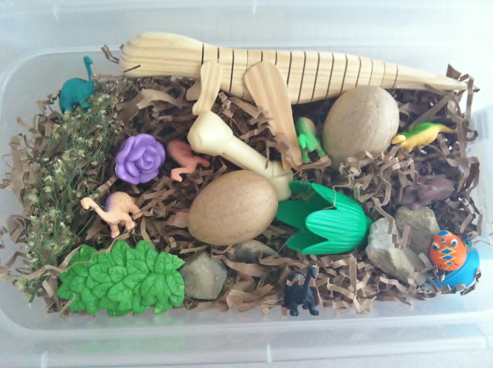 Handmade by CJ: Dinosaur Themed Sensory Tub