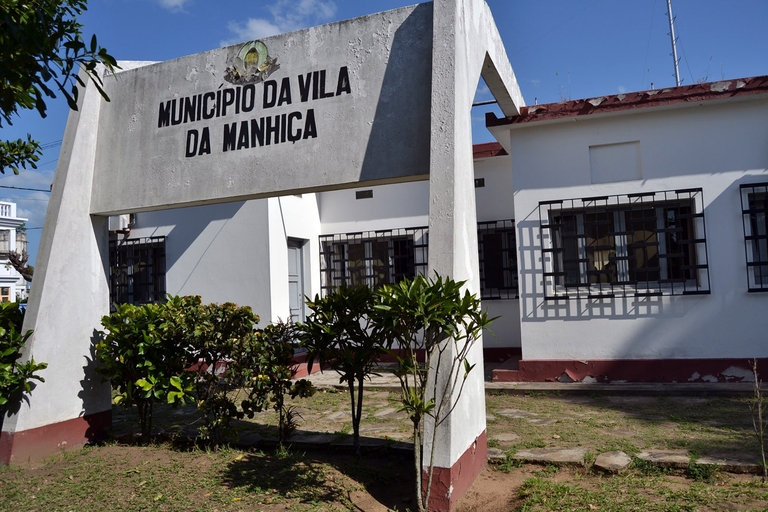 Vila da Manhiça no distrito de Lourenço Marques - edifícios dos anos 40 ...