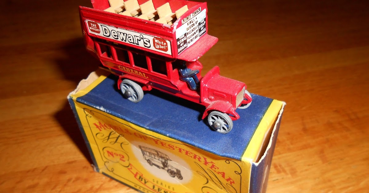 Oscar's Classic Model Cars Collection: 1913 B Type Bus