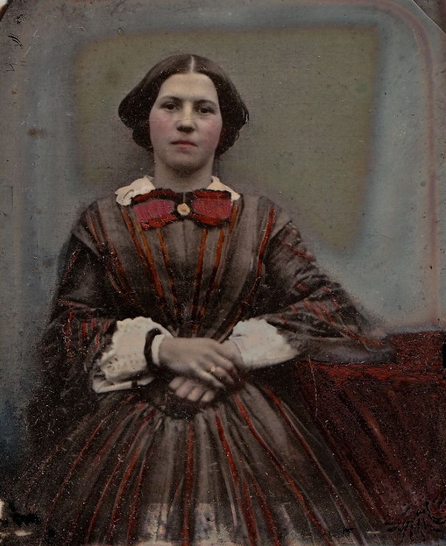 30 Fabulous Photos Show Fashion Styles of Victorian Girls in the Mid ...