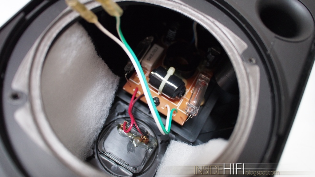 Inside Hi-Fi: JBL CM42
