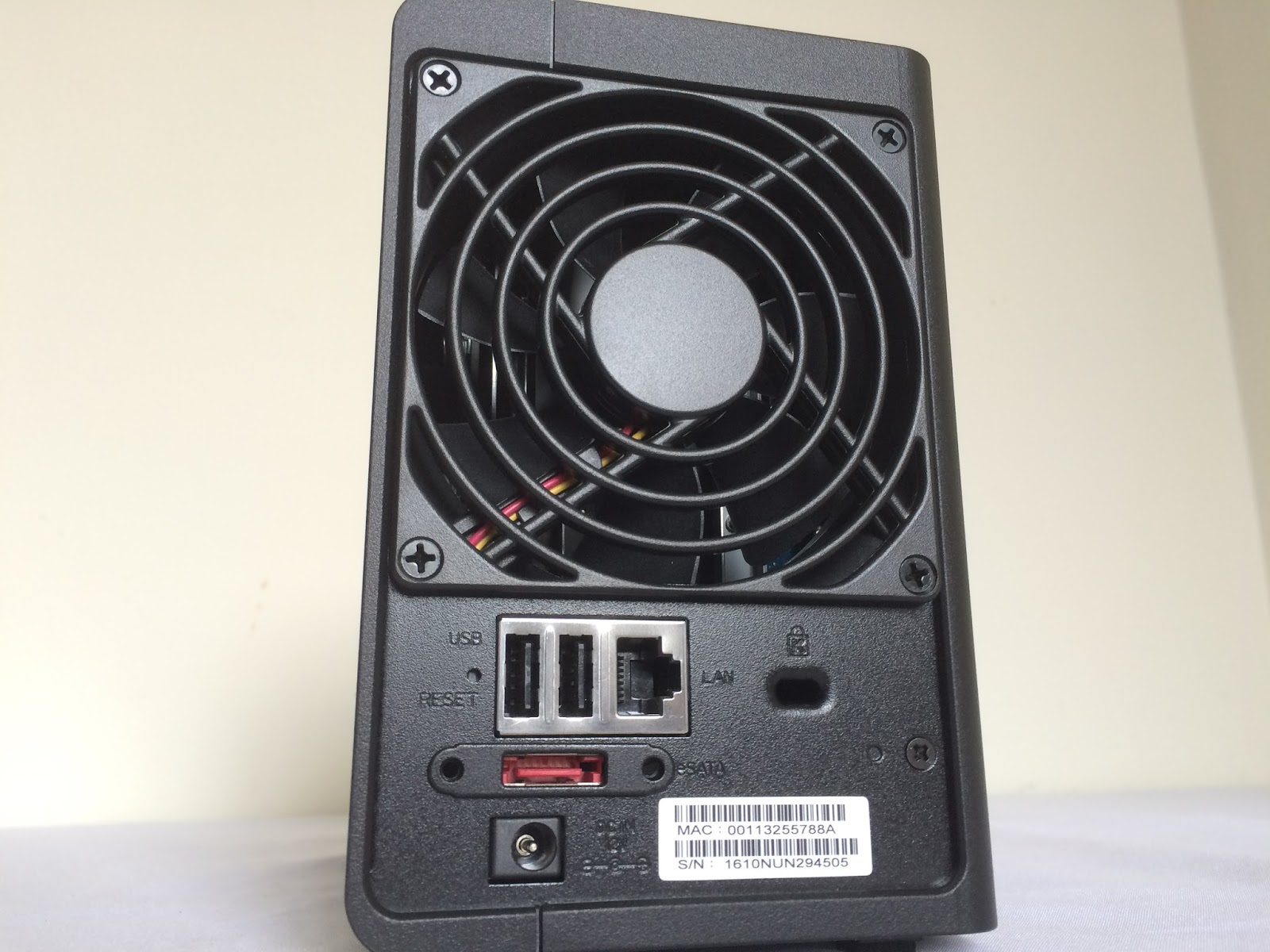 Unboxing & Review: Synology DiskStation DS216+ 2-Bay NAS