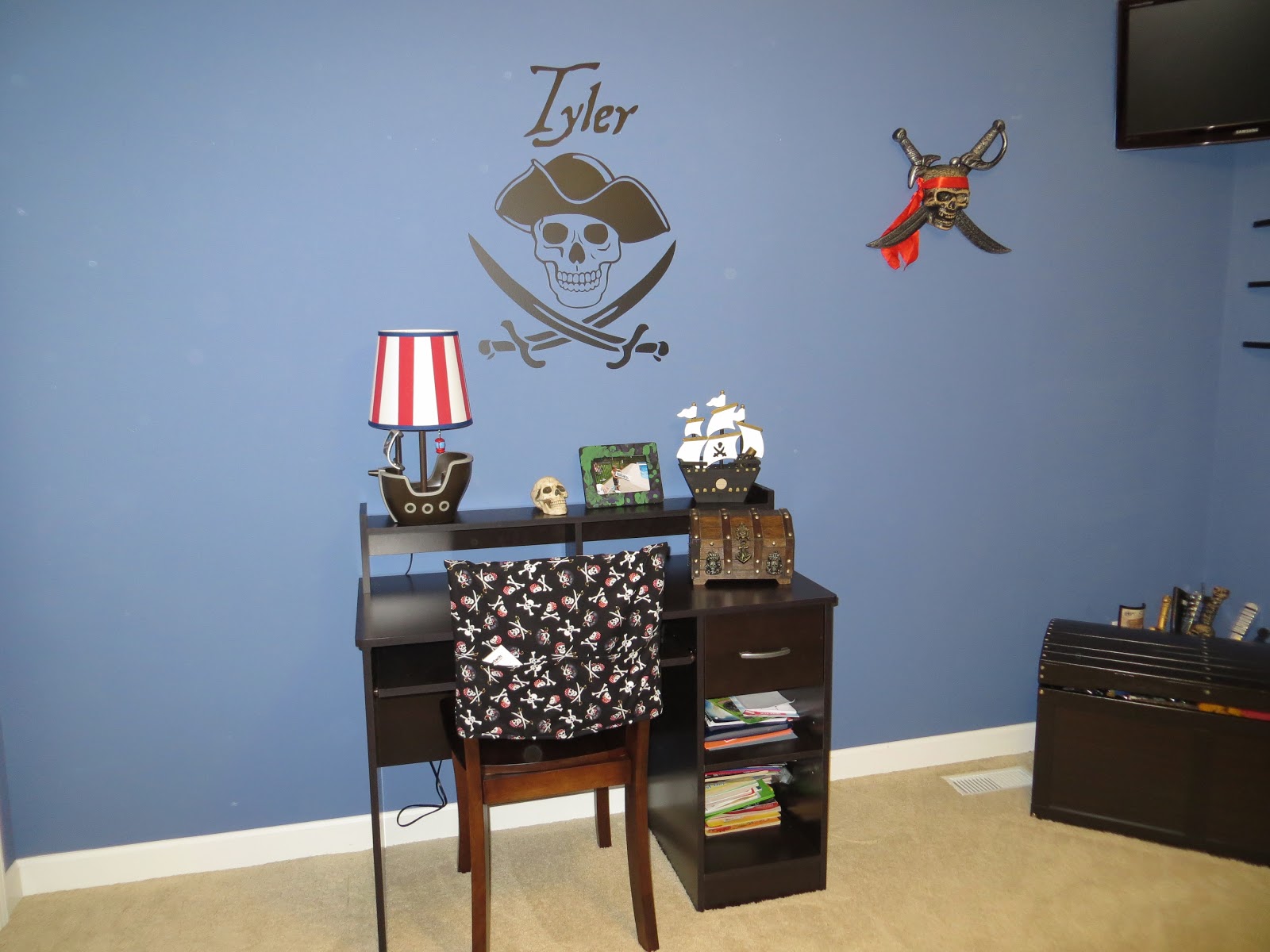 It's Fun 4 Me!: Pirate Bedroom: Part 1