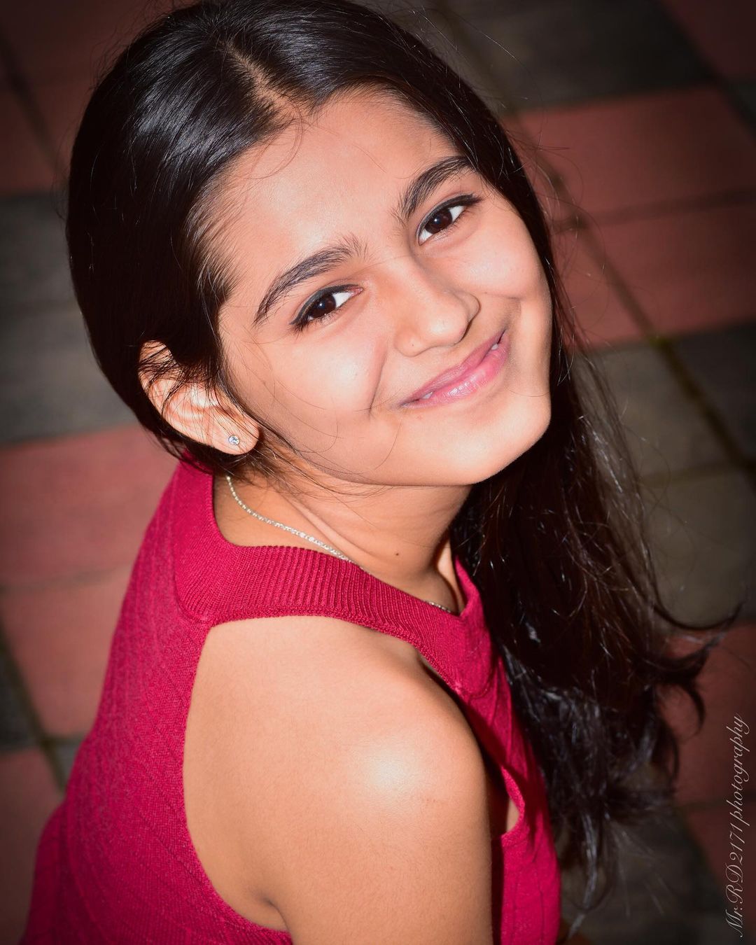 Mahi Singhvi Biography - Age , Boyfriend , Net Worth , Family , Facts