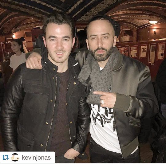 Jonas Brothers Spain: Kev y Yandel