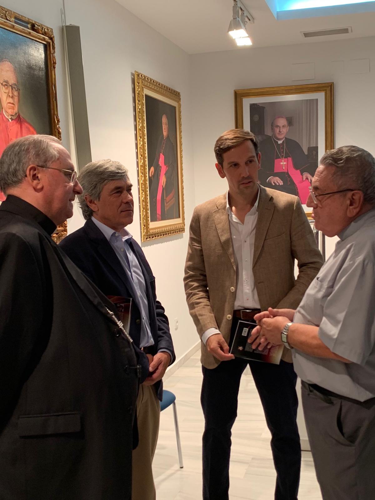 De la Heráldica de las Hermandades y Cofradias