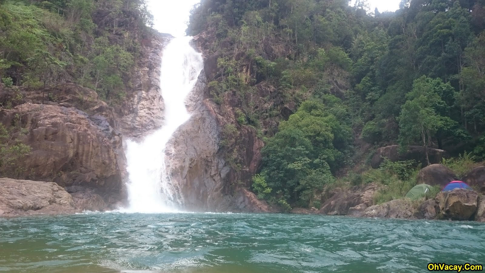 Air Terjun Berkelah - Pengalaman ke air terjun ke-7 - OhVacay.Com