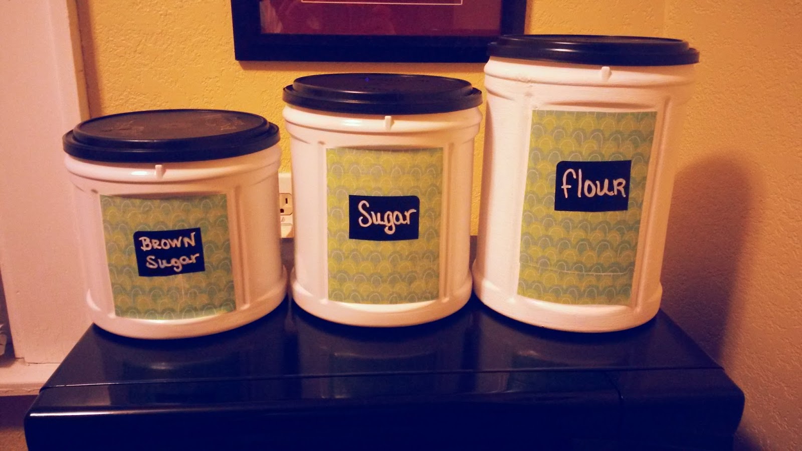 Thrifty Thursday: DIY Folgers Containers