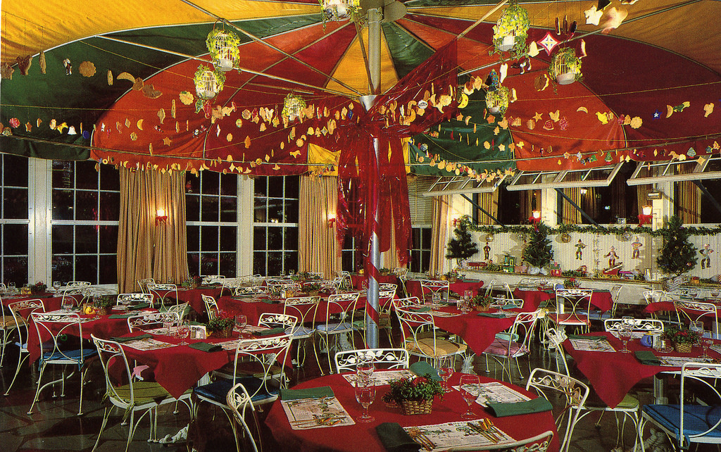 Scenes From a Few Vintage Restaurants - Go Retro!