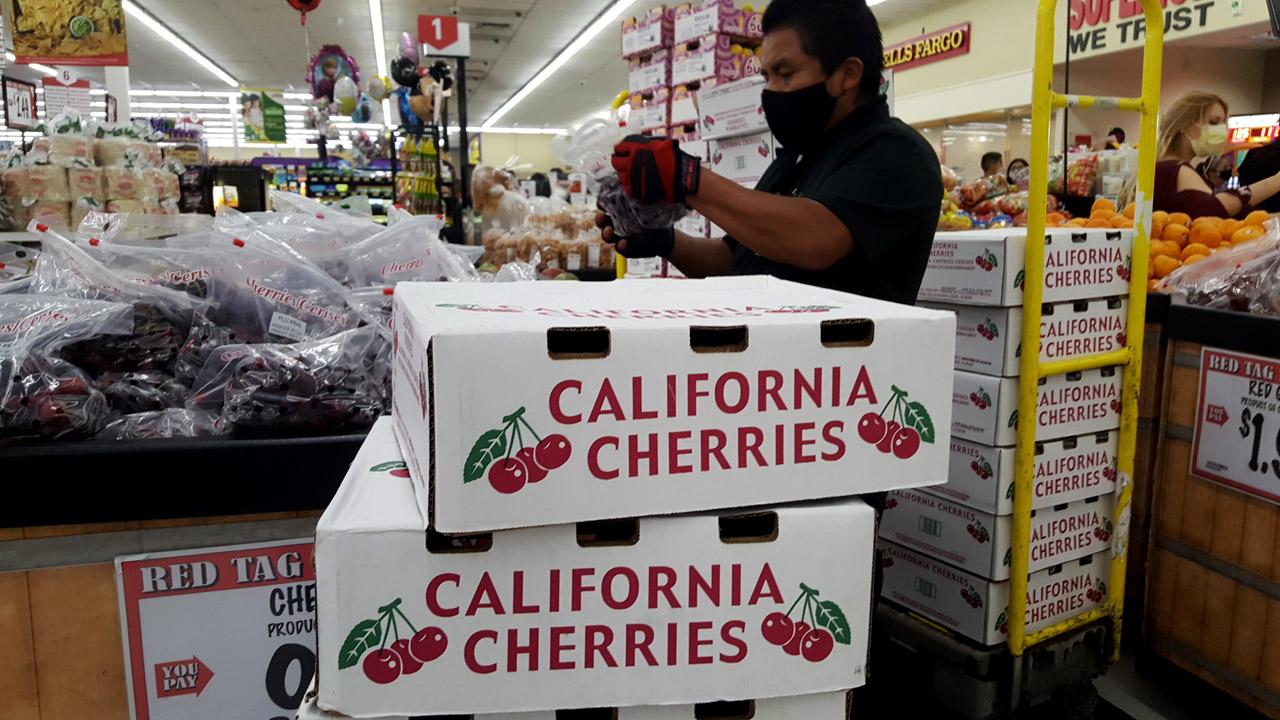 The 99 Cent Chef: Cherry Season - Recipes & Reviews