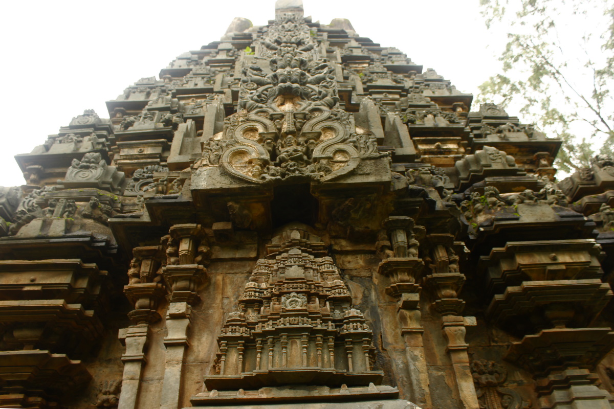 Journeys across Karnataka: Tarakeshwara Devastana, Hangal - part-2