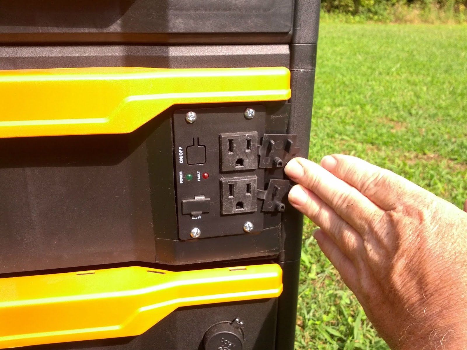 Solar Power Generator: How to Diy Portable Solar Generator Instructions ...