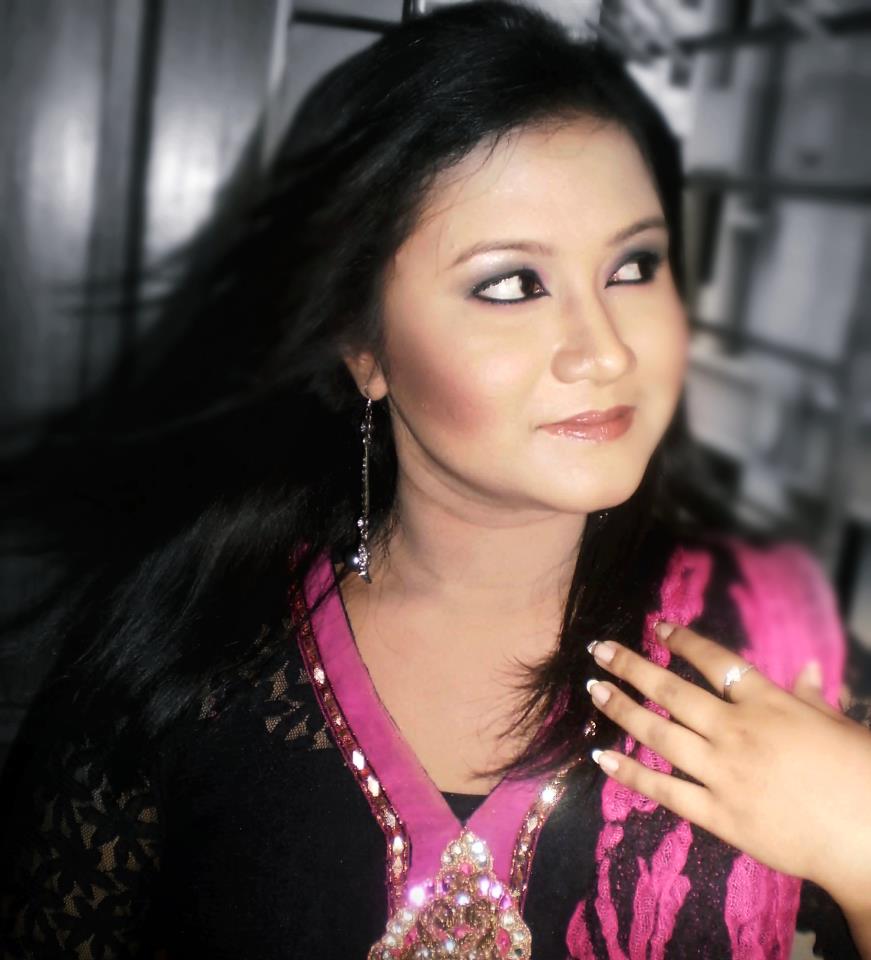 ANYIMG: Bangladeshi Singer Janita Ahmed Jhilik