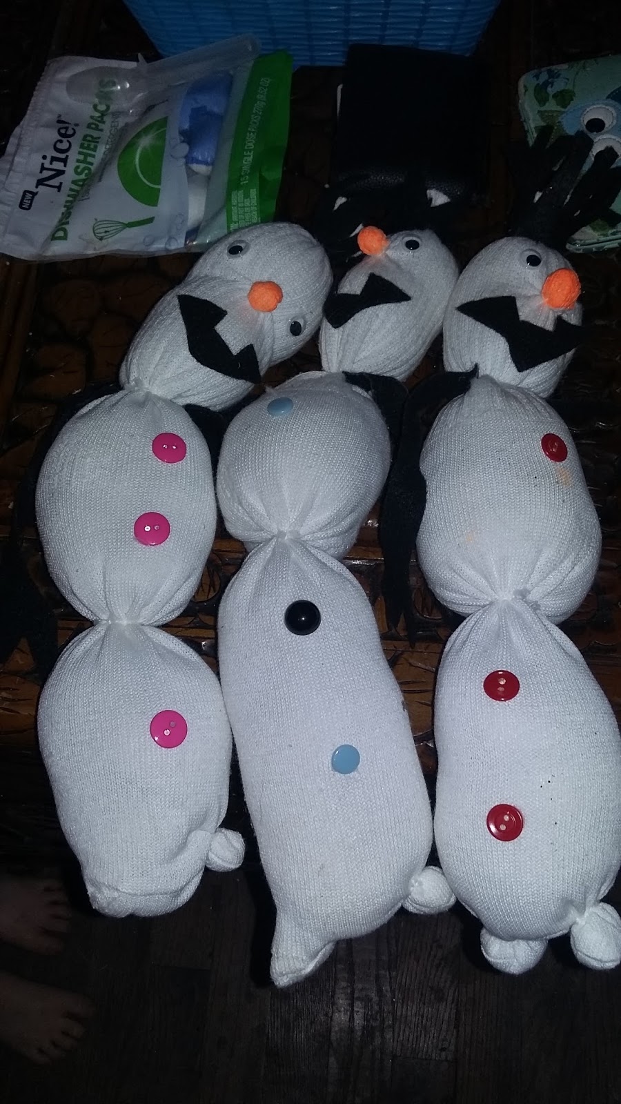 Pretty Little Missives: Olaf Sock Puppets! O.M.G.