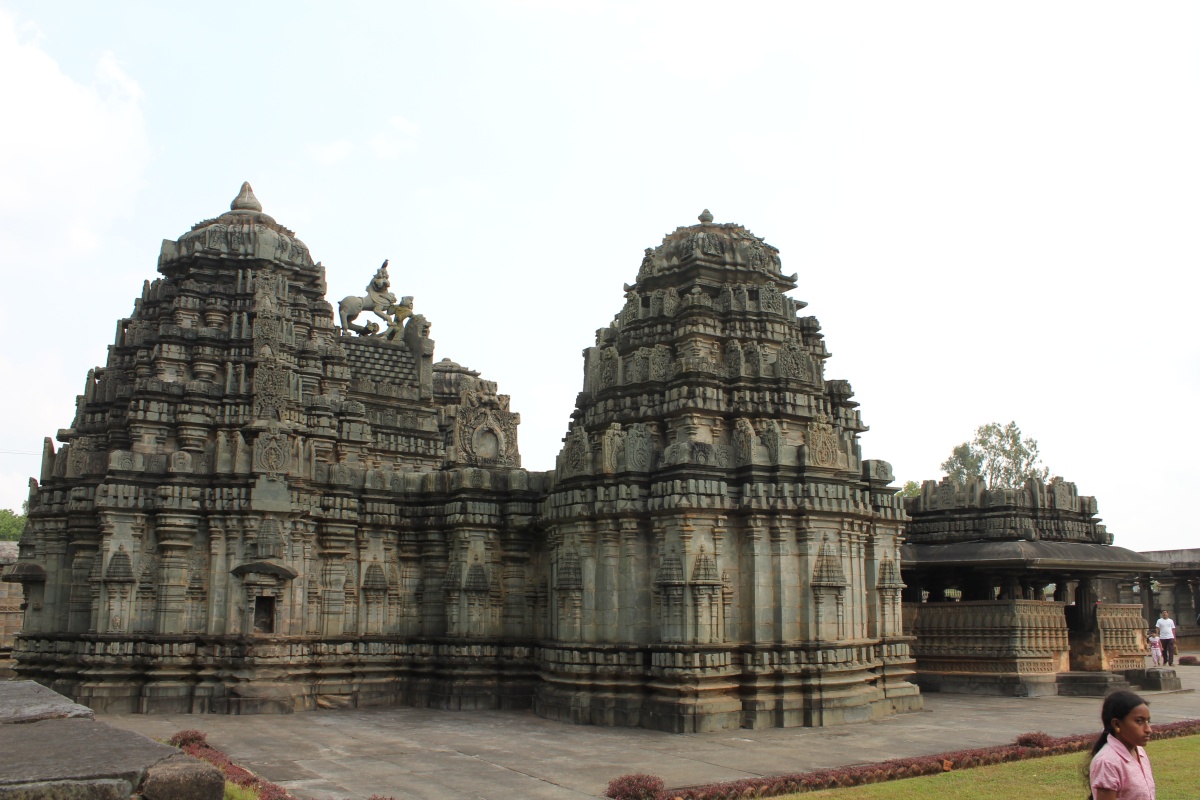 Journeys across Karnataka: Kedaresvara Temple, Belligavi