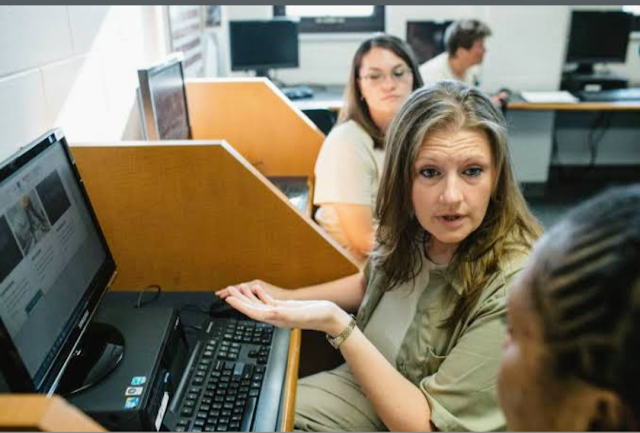 THE TALE OF SARAH JO PENDER ~ FEMALE KILLERS LIBRARY