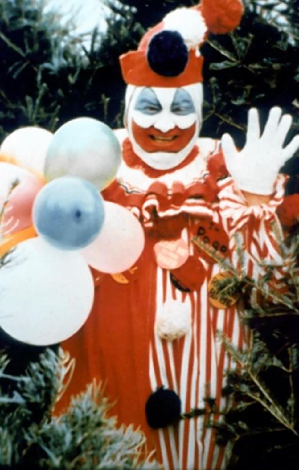 Brits in the USA: The Sinister Clowns that are Haunting our Towns