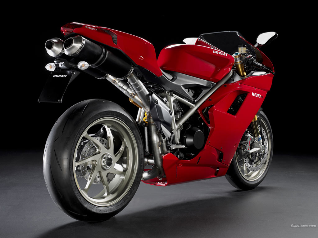 motorcycles: Ducati Superbikes