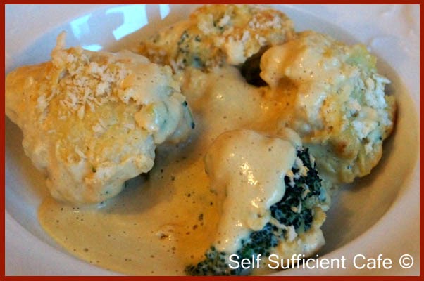 Self Sufficient Cafe: Suma Bloggers Network - Broccoli & Cauliflower Mornay