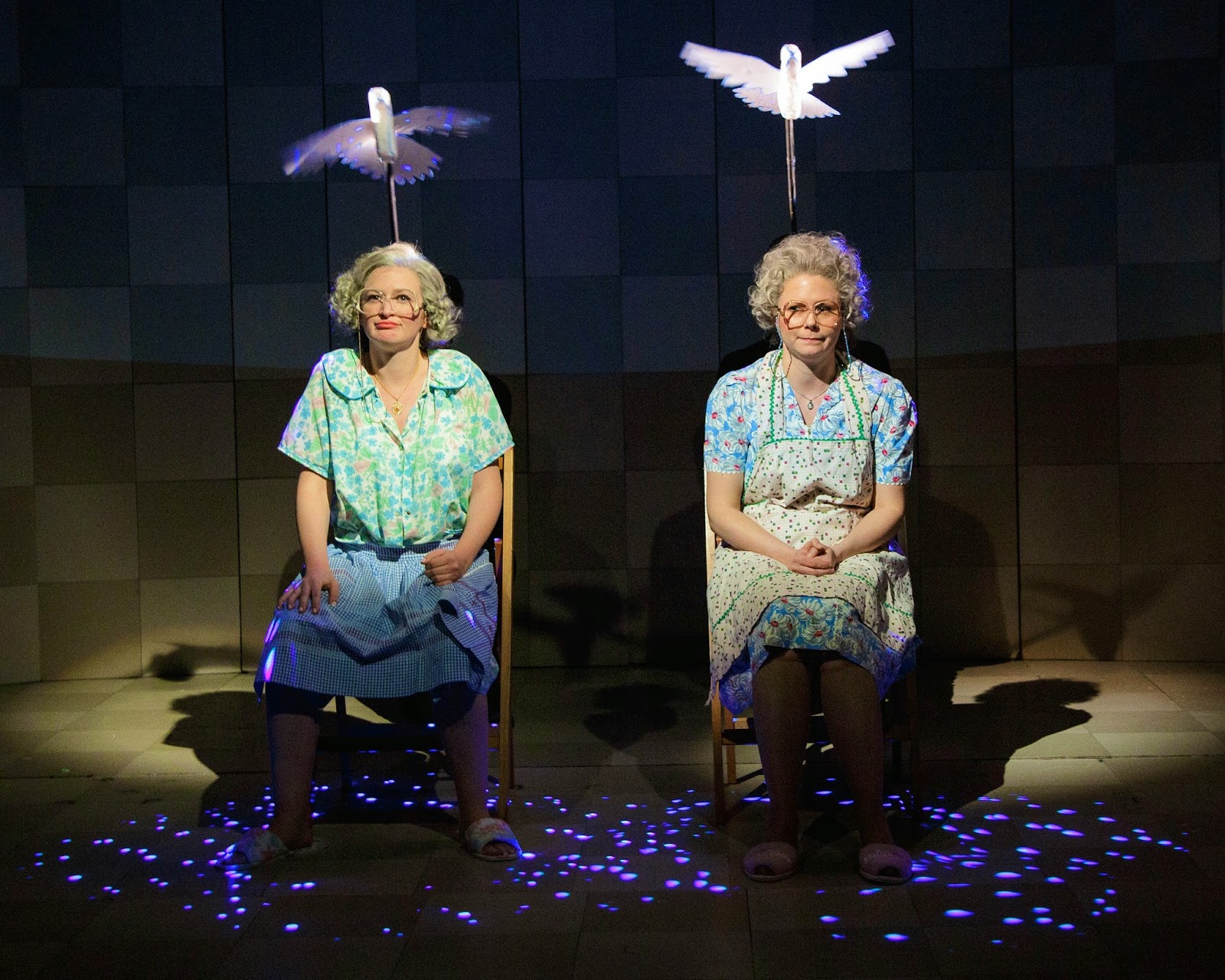 Reflections in the Light: Quick-Hit Off-Broadway Theater Review: Lives ...