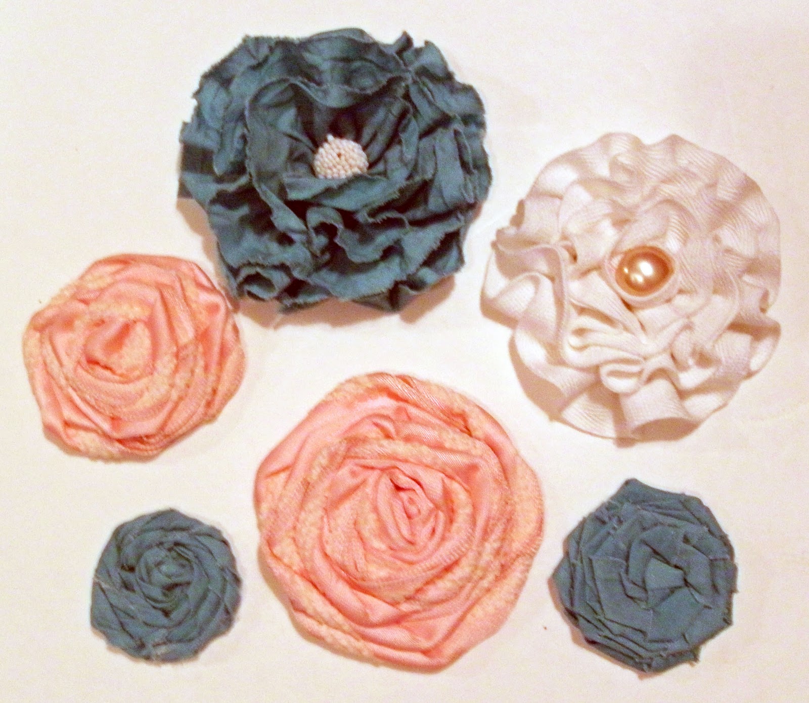 The Scrapper's Boutique: Some handmade flowers