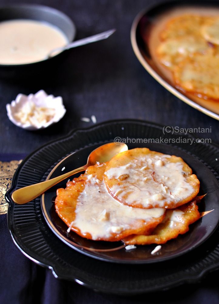 Kheerer Malpoa (Malpua) - A Homemaker's Diary