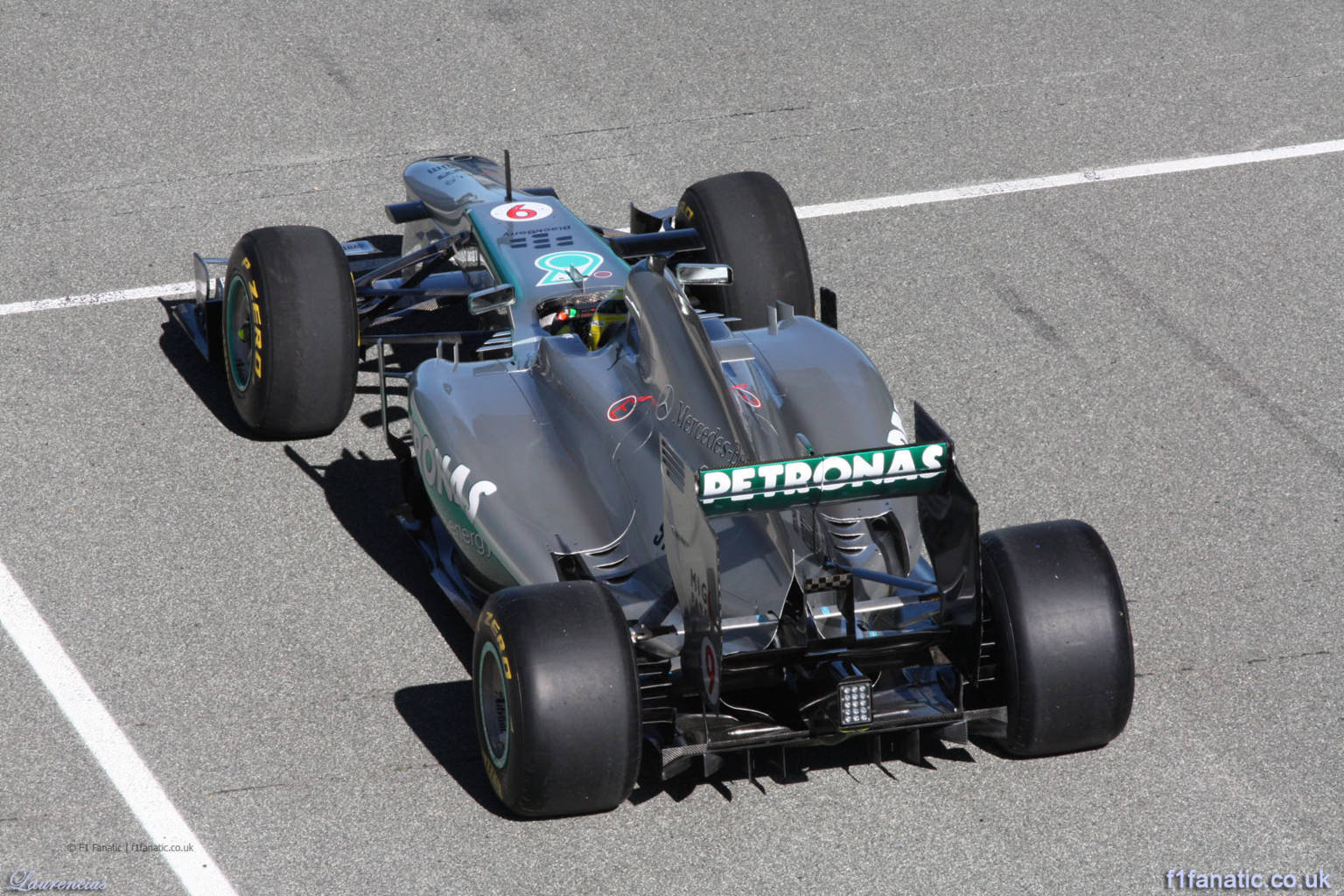 Foto Mobil Mercedes W04 Untuk Musim Balap F1 2013 - Laurencius