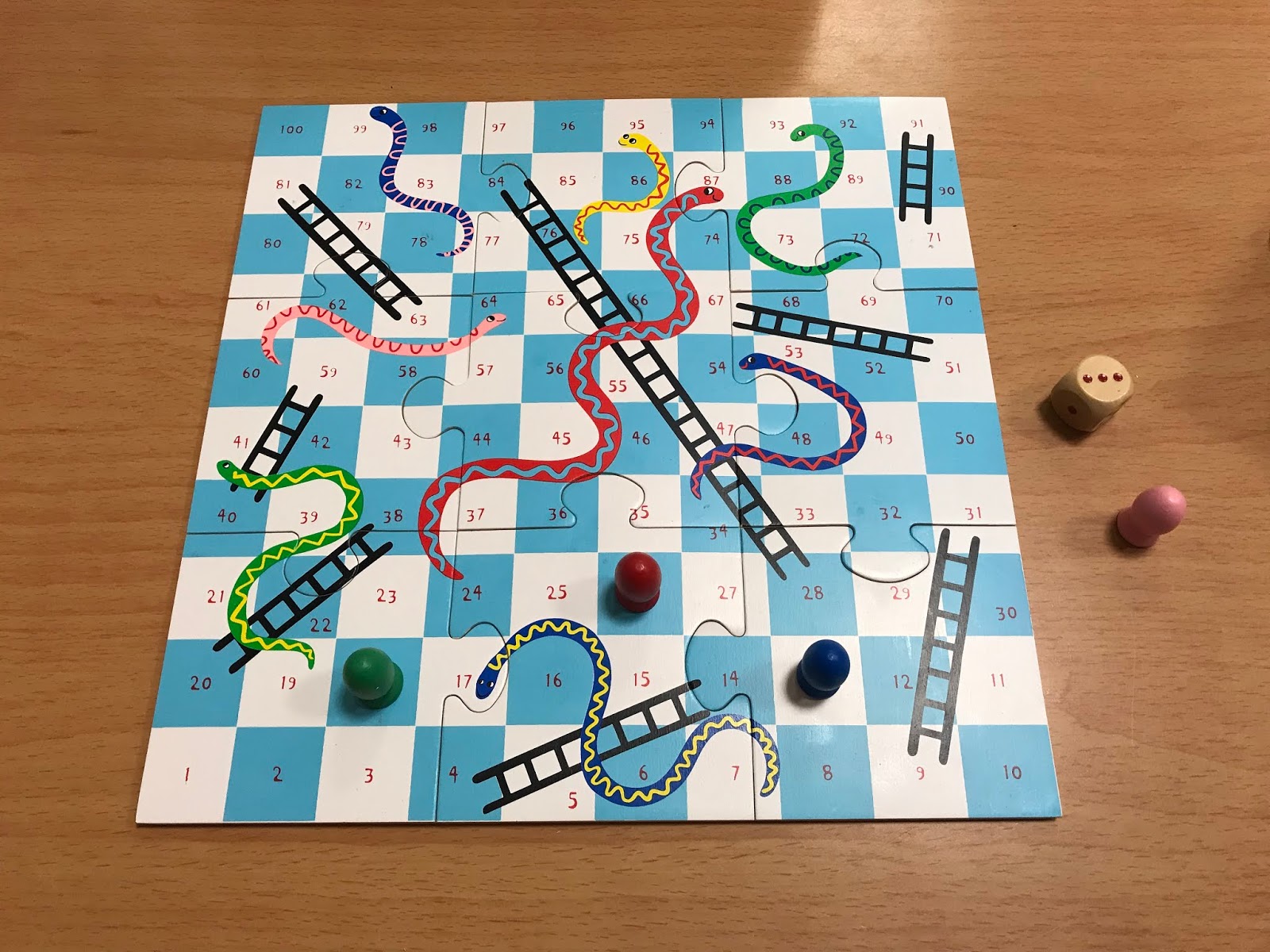Snakes and Ladders! Scale e Serpenti!