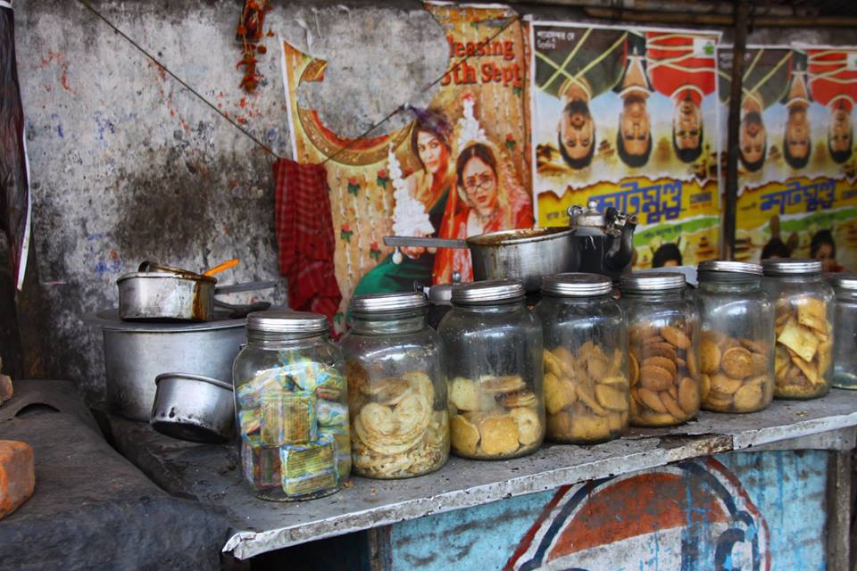 Purono Kolkatar Golpo: Tea stalls of Kolkata