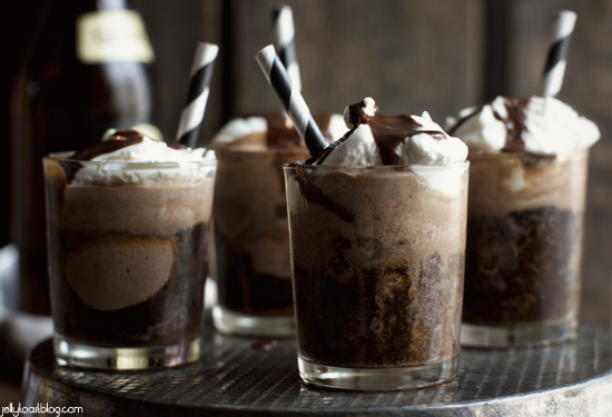 mini guinness chocolate floats - Jelly Toast