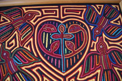 Arte Popular Latinoamericano: Las molas, arte textil de Colombia y Panamá.