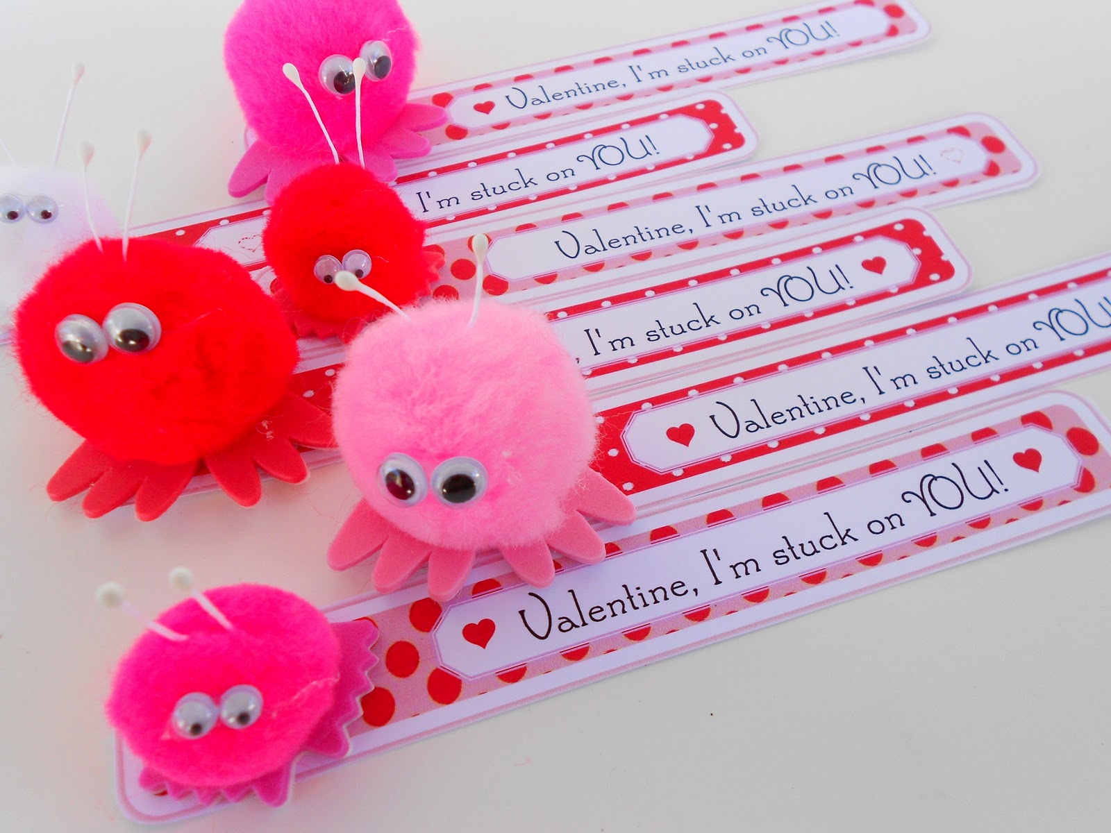 Warm Fuzzy Valentine Luv Bugs~ A cute & easy Valentine idea | DIY ...