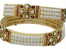 Top 10 Beautiful Bangles Designs images Photos , pictures - Good Morning