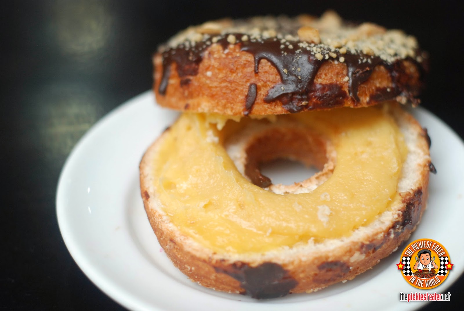 THE PICKIEST EATER IN THE WORLD: CALLING ALL BROS: BRONUTS OPENS IN SM ...