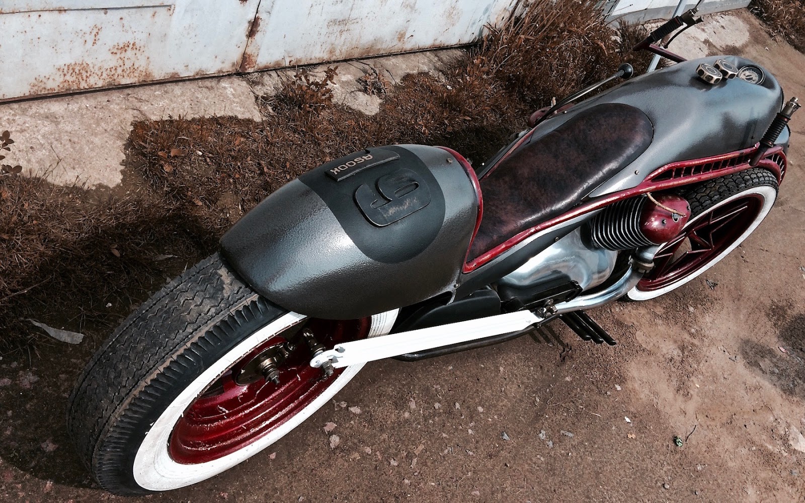 The Stalin Trike - Inazuma café racer