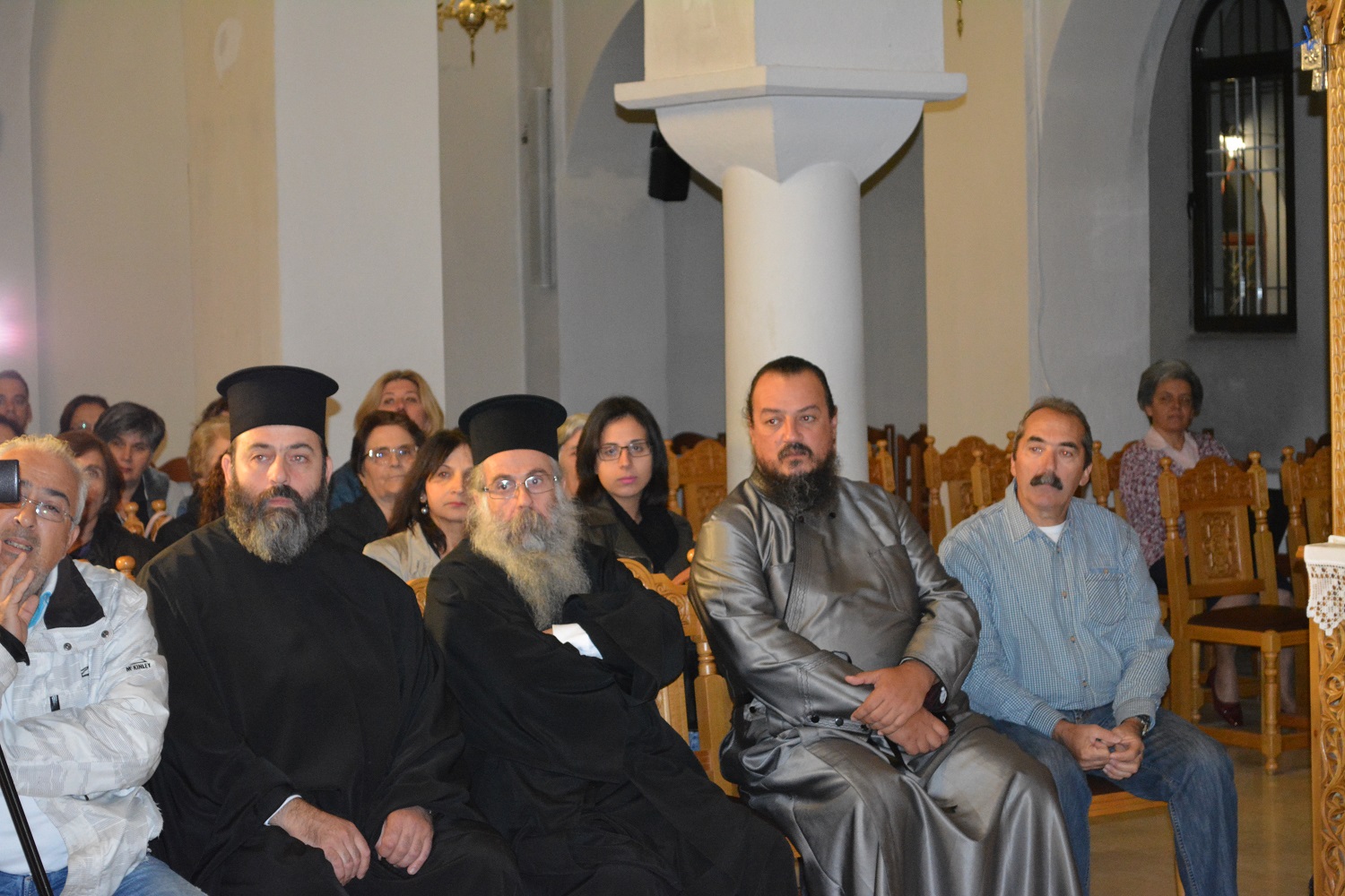 ΦΩΣ ΦΑΝΑΡΙΟΥ: ΜΝΗΜΕΣ ΕΛΠΙΔΕΣ ΓΙΑ ΙΜΒΡΟ ΚΑΙ ΤΕΝΕΔΟ