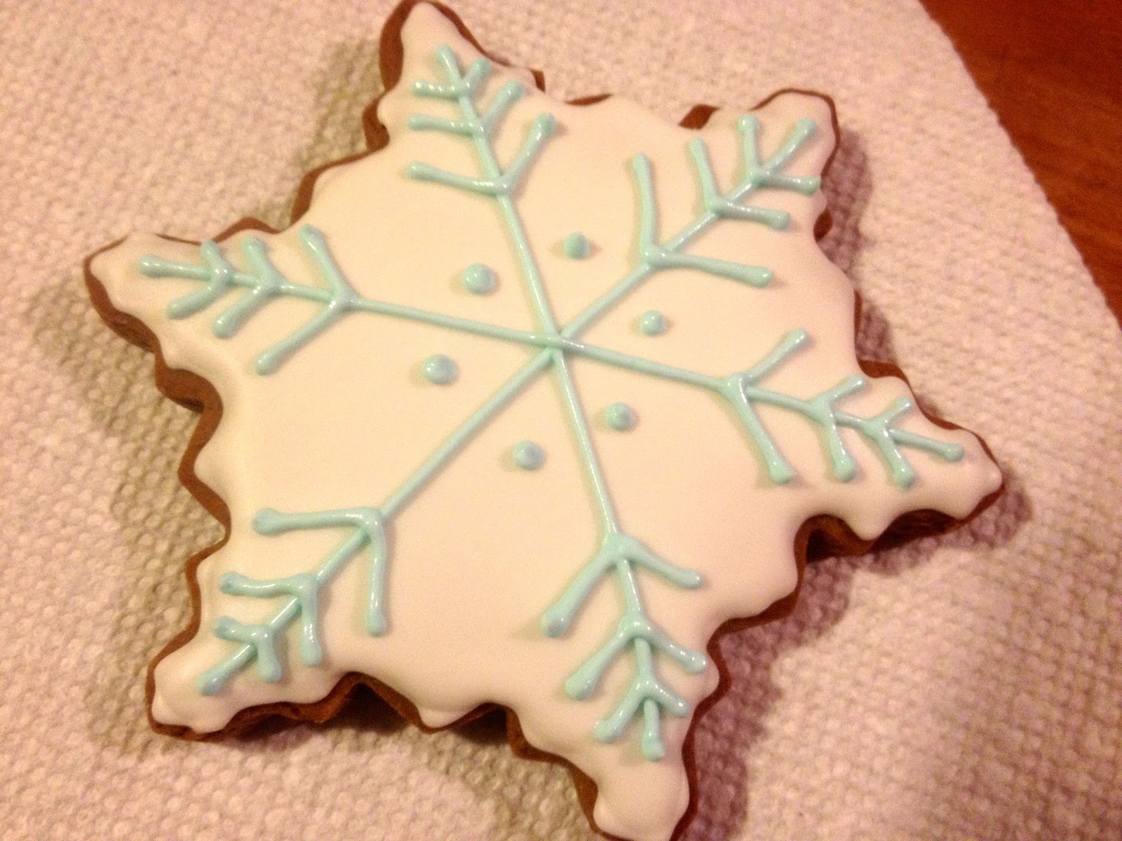 Heidi's Mix: Snowflake Cookies