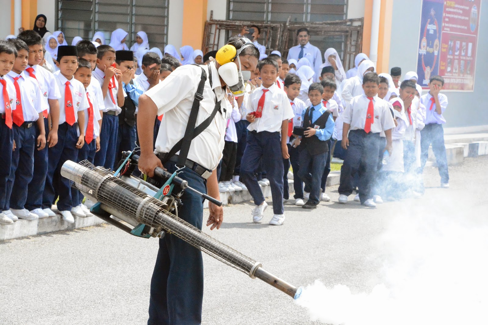 : Dengue Patrol :: SEMBURAN KABUS (fogging)